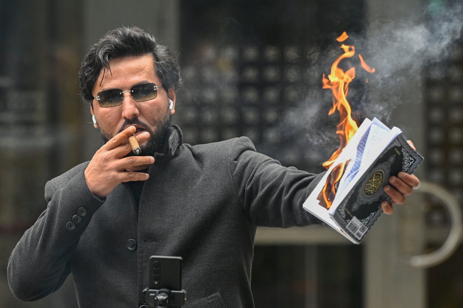 Sweden to Deport Quran Desecrator Salwan Momika, Citing False ...